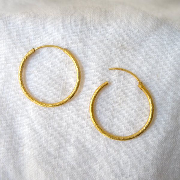 Hammered 20K Gold Hoops | White Cloud Co. – Marisa Mason